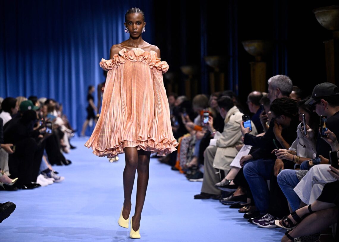 Raquel Zimmermann, por 3 anos a modelo número 1 do mundo - MELHORES ...